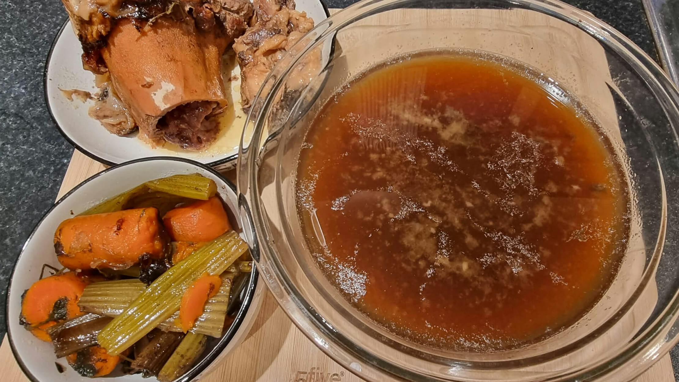 How To Make Bone Broth For Dogs | Proper Natural