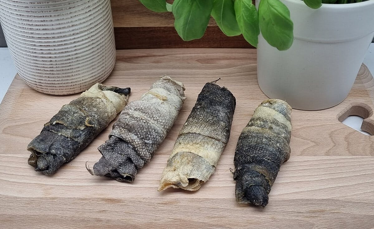 Proper Natural Cod skin roll | 100% Natural Dog Treats